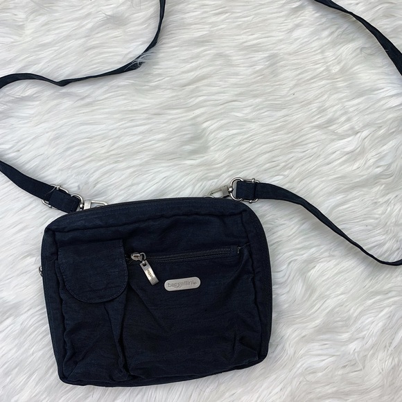 Baggallini | Bags | 3 For 5 Baggallini Nylon Multi Compartment Small ...